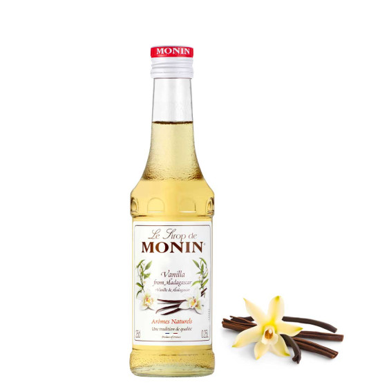 Préparez un latte glacé vanille avec le sirop Monin
